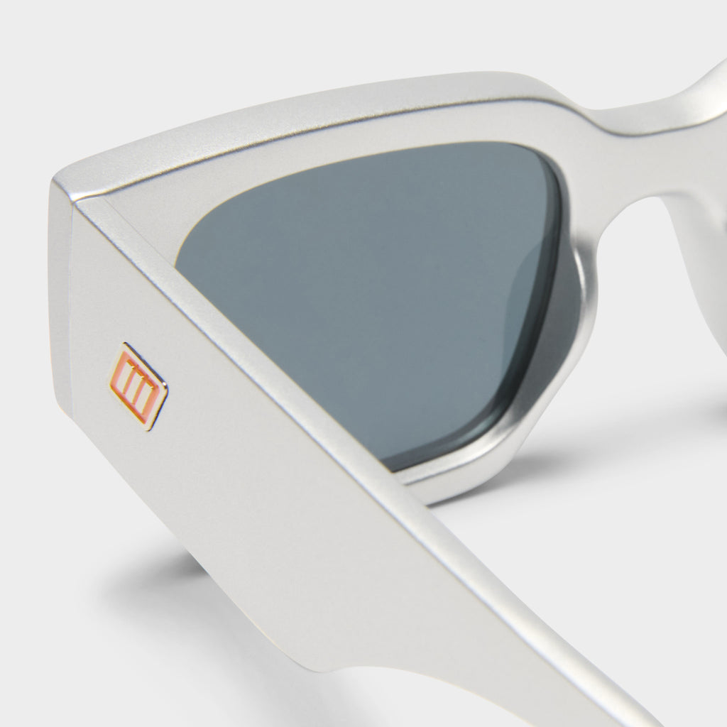 Atlantis Matte Silver Uni-Sex Rectangle Sunglasses | Le Specs