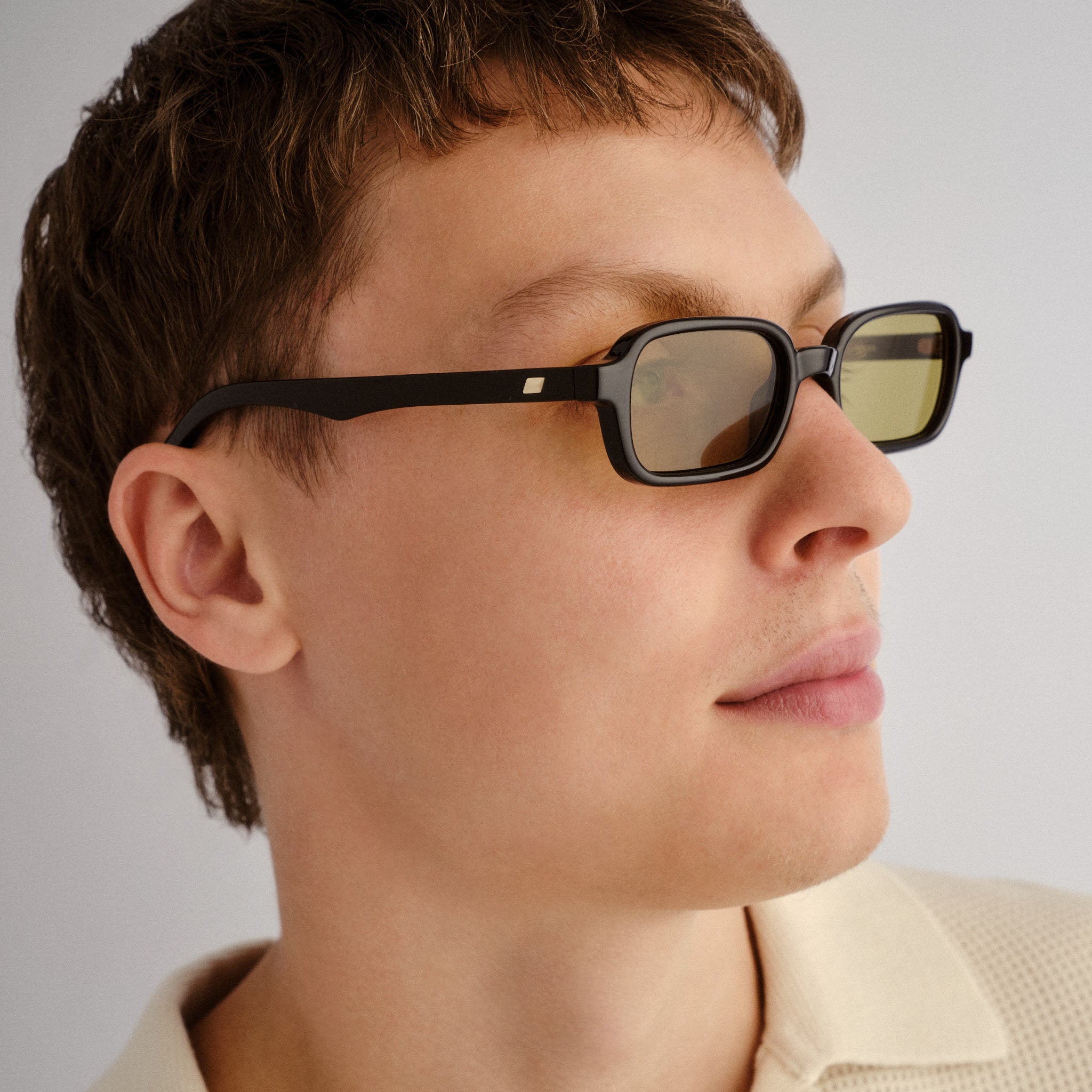 Pilferer Black Uni-Sex Rectangle Sunglasses | Le Specs