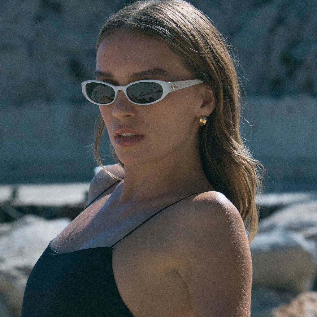 Popalicious Wide Fit Pearl Ivory Female Oval Sunglasses | Le Specs