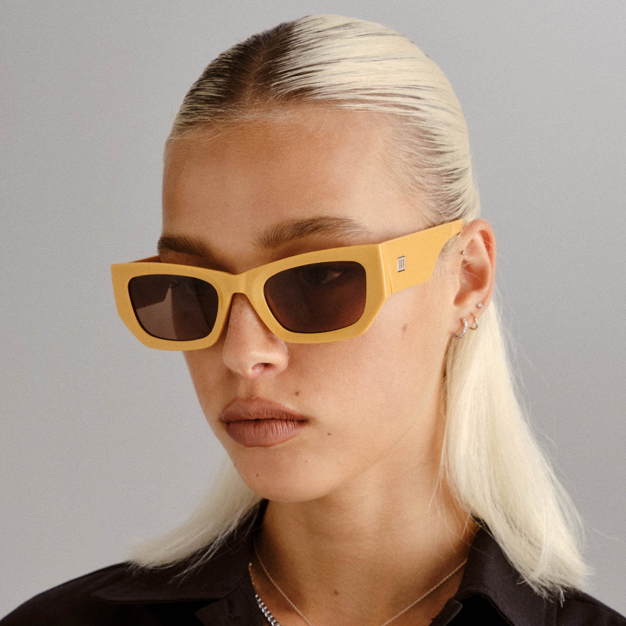 Dynamite Pink Salt Uni-Sex Rectangle Sunglasses | Le Specs